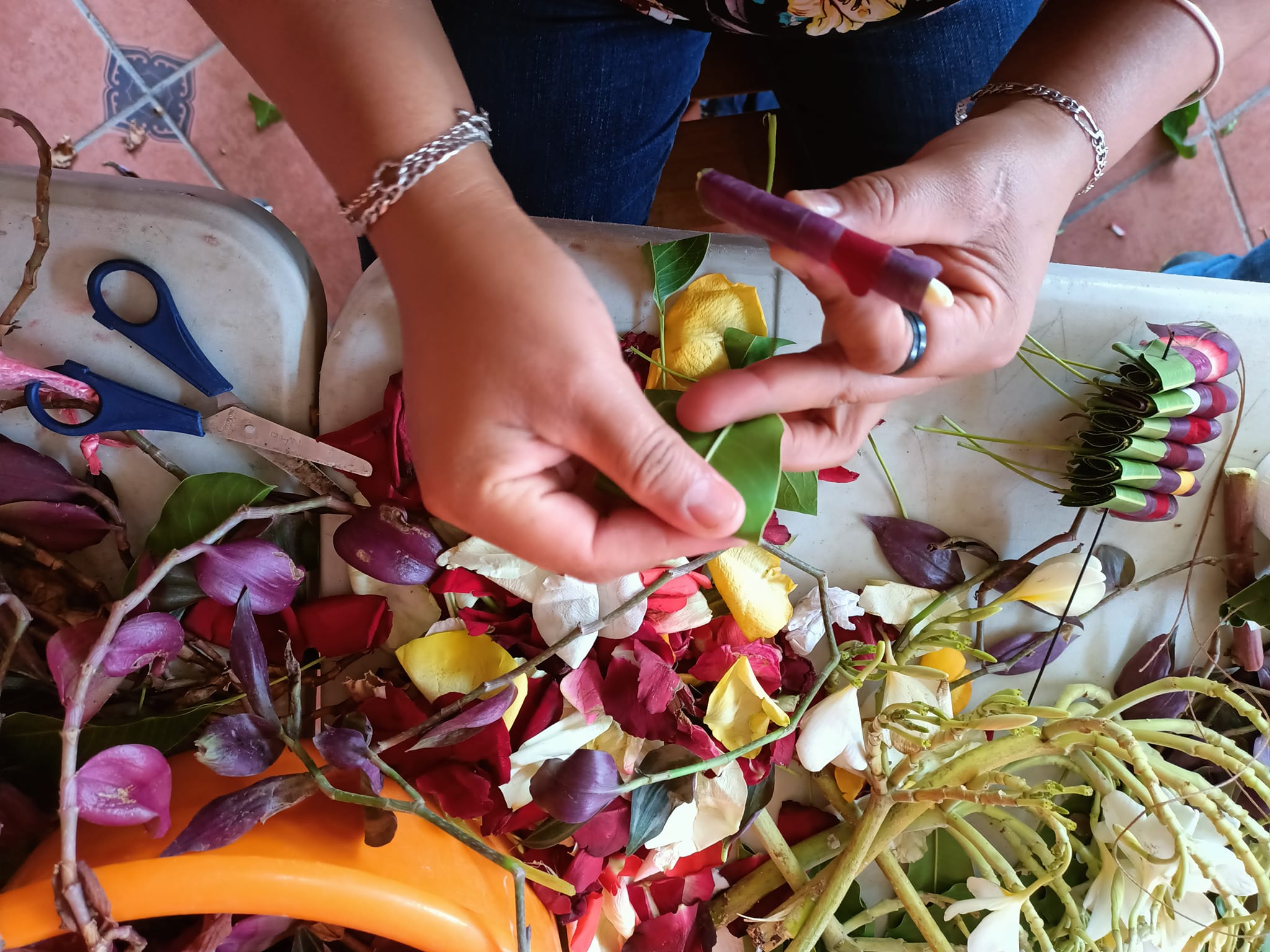 Chamales, una tradición tejida en flor – Radio Lagarto